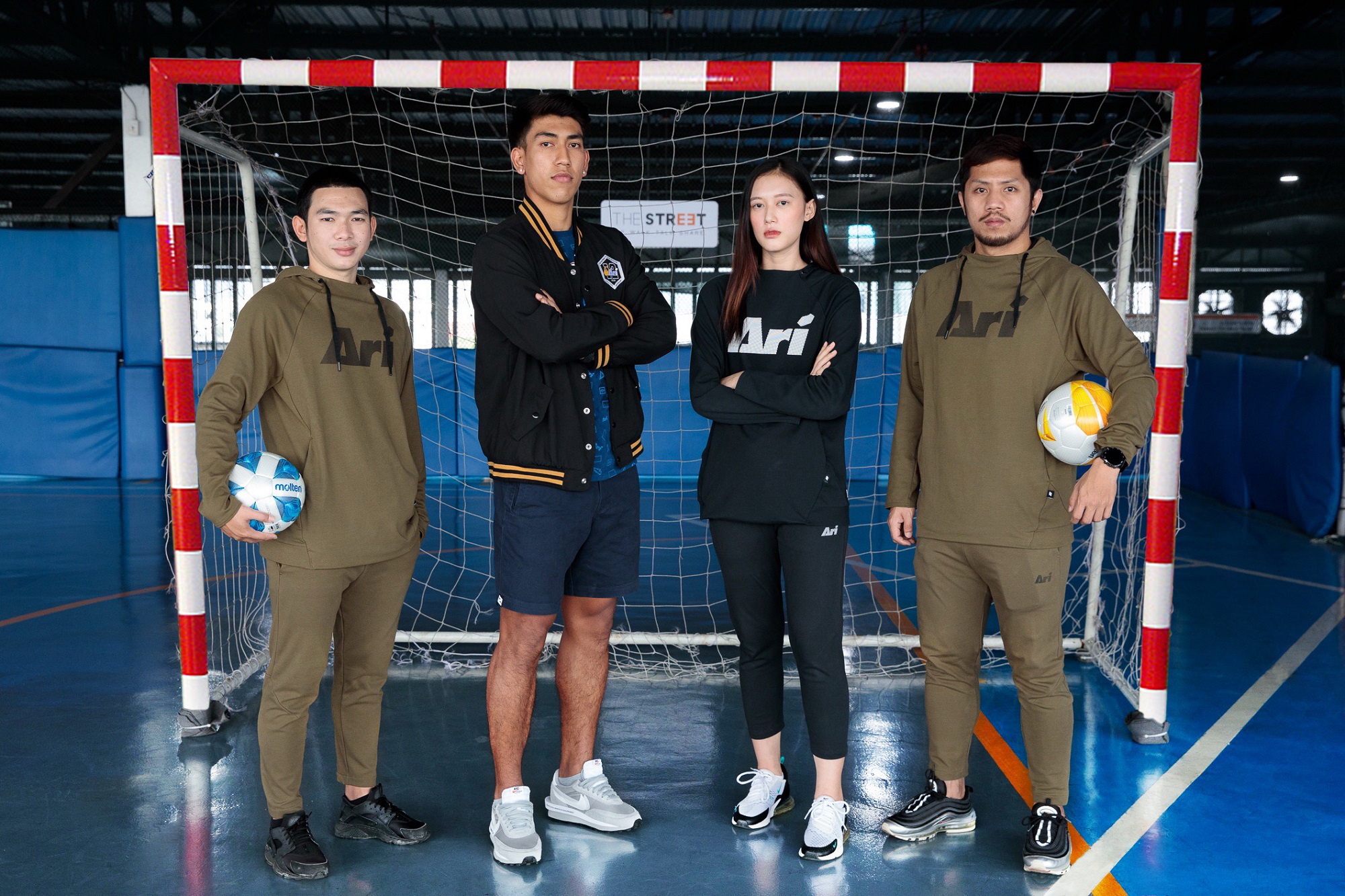 “เดอะ สตรีท รัชดา” ผนึกกำลัง “Ari Football” ลงนามความร่วมมือขับเคลื่อน ...